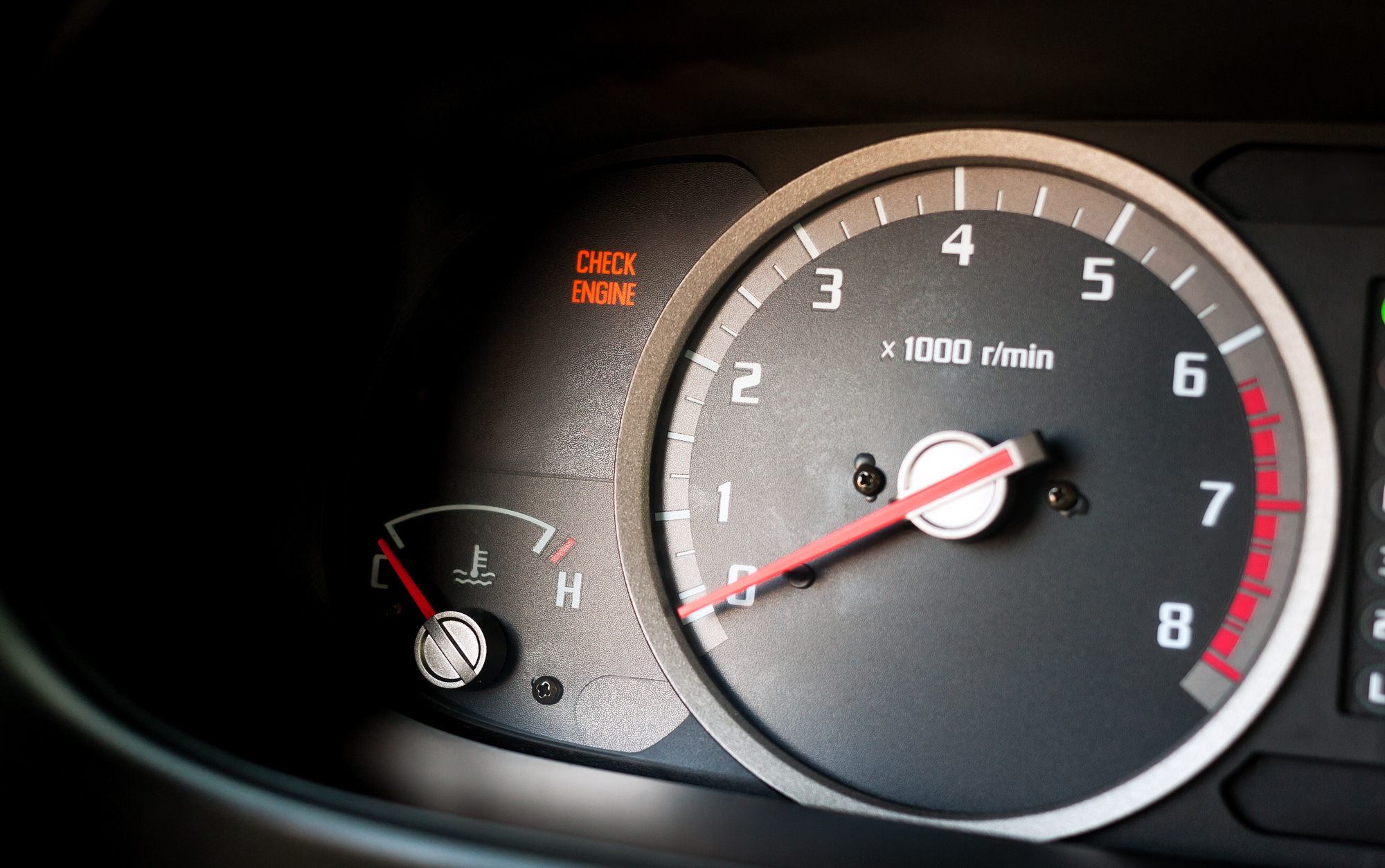 Is it Safe to Drive Your Chevrolet with the Engine Light On? - Car ...